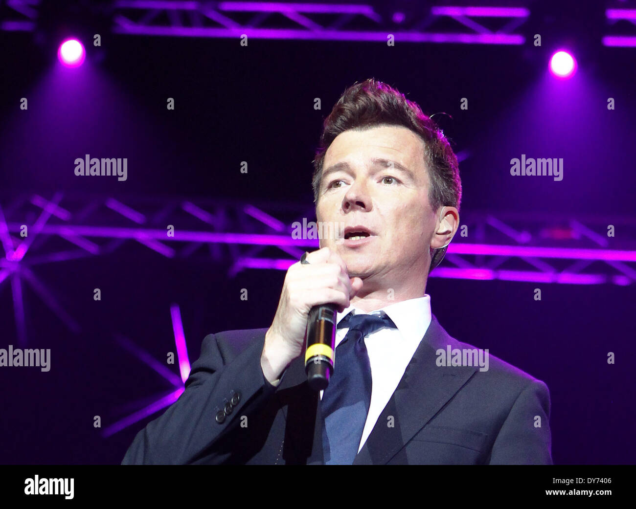 Hit Factory Live's 'Christmas Cracker' at The O2 Arena London ...