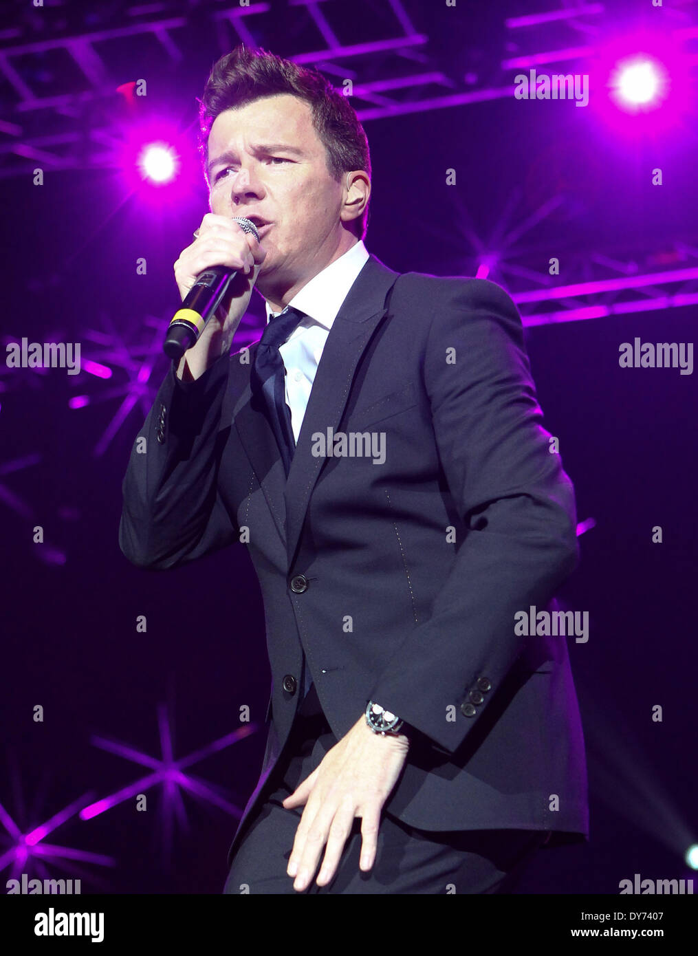 Hit Factory Live's 'Christmas Cracker' at The O2 Arena London ...