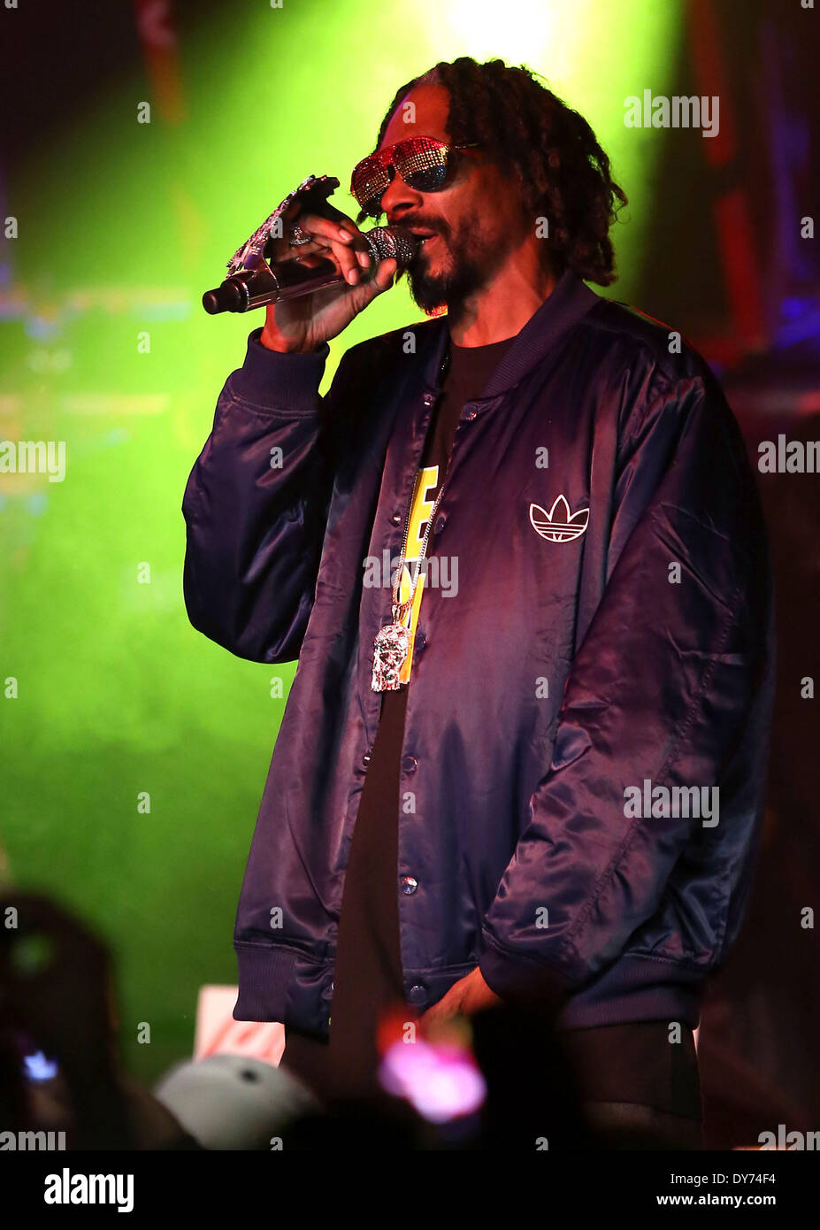 Snoop Dogg performing live in concert at Hard Rock Cafe Las Vegas ...
