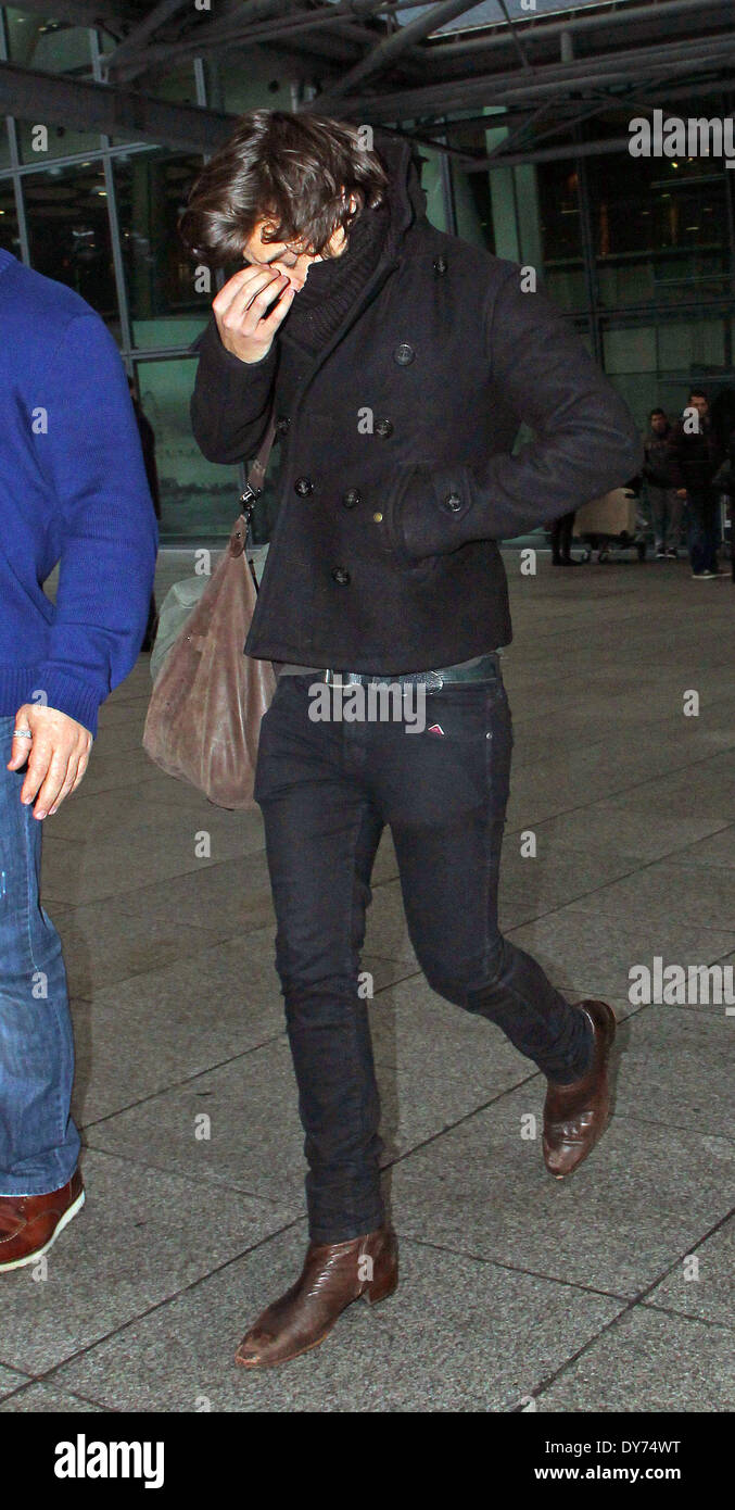 Harry Styles Airport