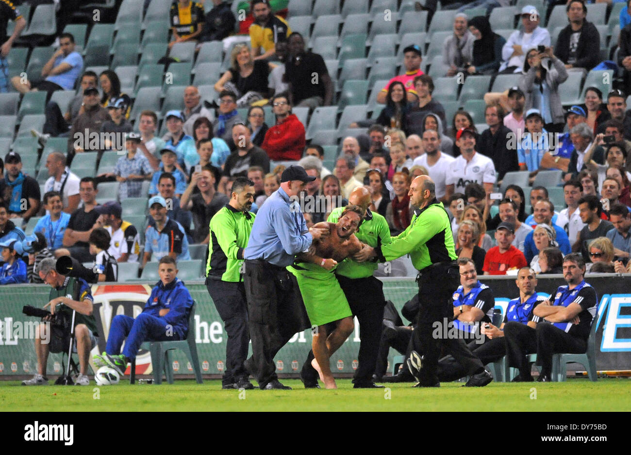 A-League Football - Sydney FC v Central Coast Mariners at Allianz ...