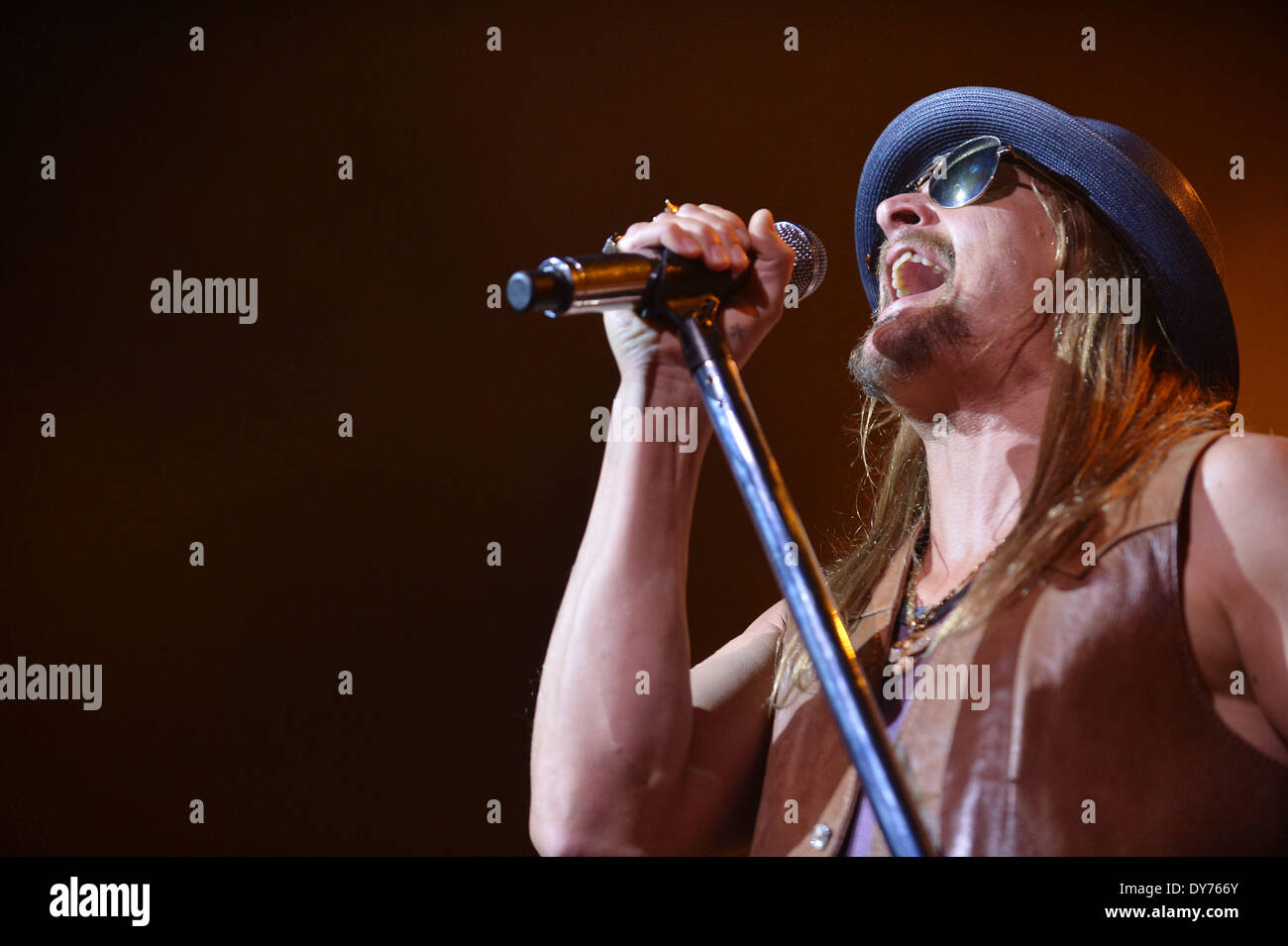 Kid Rock performs in concert during the 'Rebel Soul Tour' at Hard Rock ...