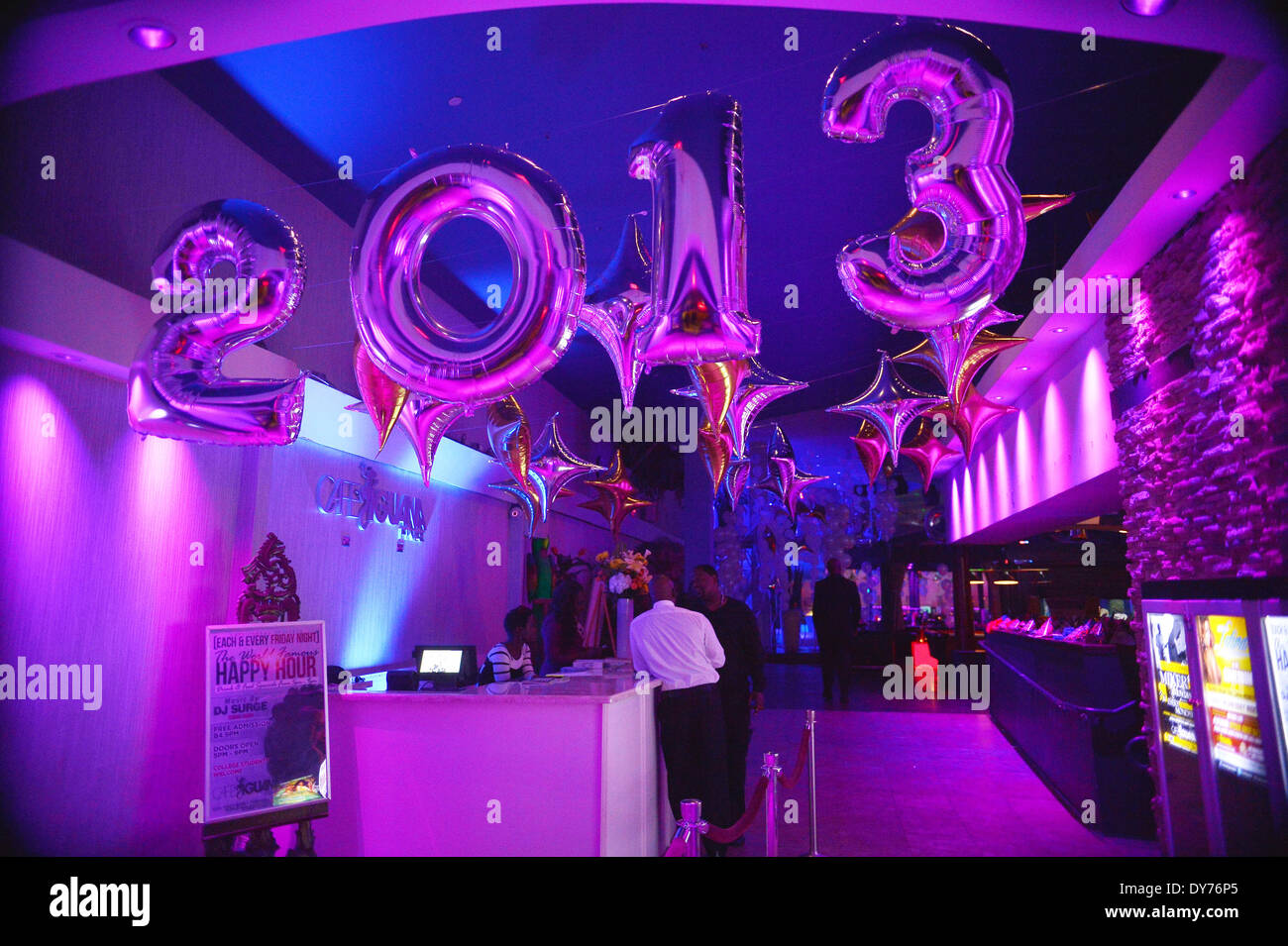 R & B singer Monica, rings in the 2013 New Year at Cafe Iguana Pines on ...