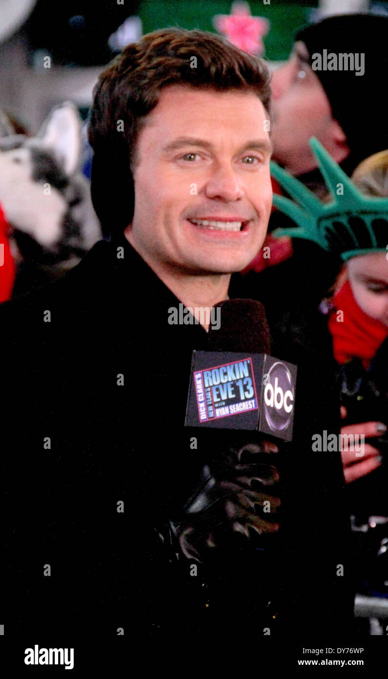 Celebrities in Times Square for the New Year's Eve celebrations ...