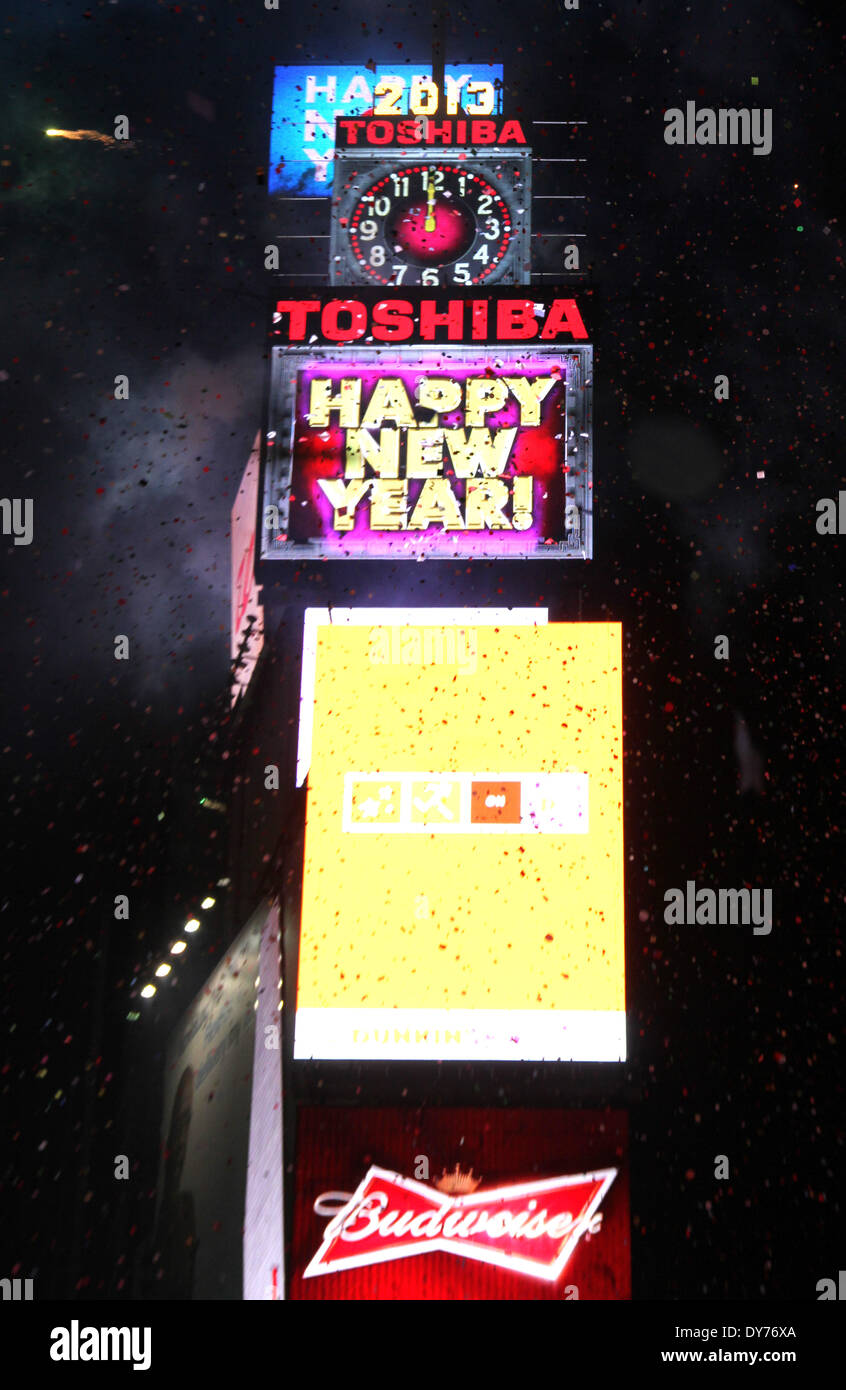 Celebrities in Times Square for the New Year's Eve celebrations ...