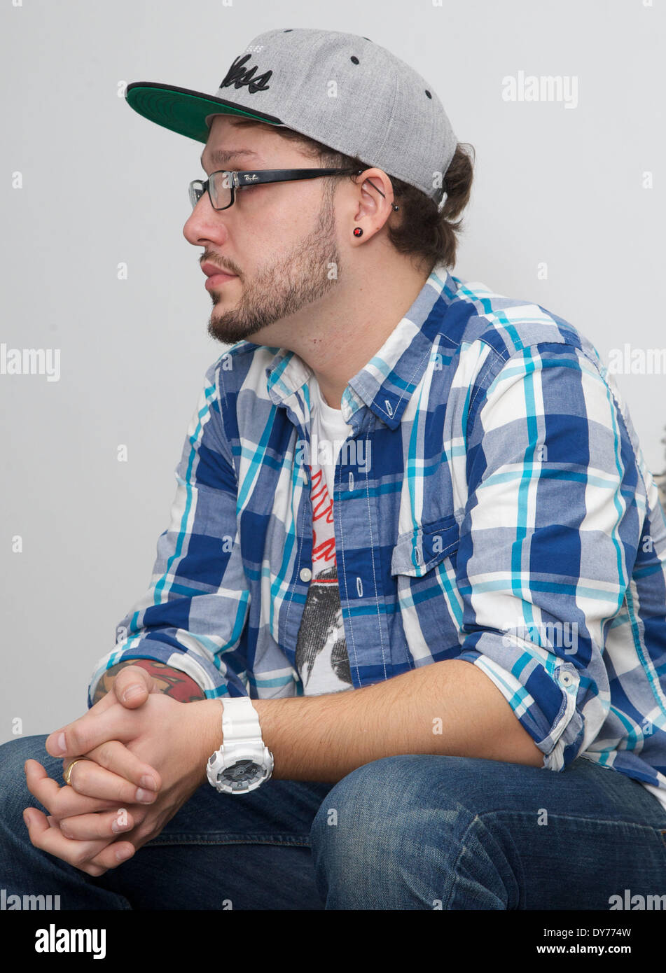 Rising DJ and Dubspot student Robbie Wilde "That Deaf DJ" talks about ...