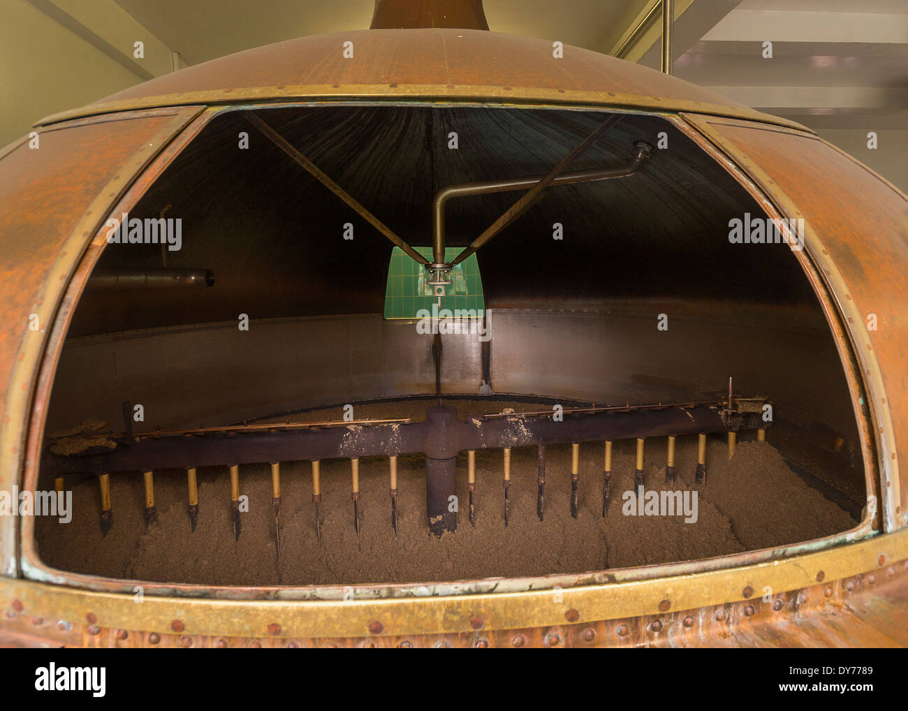 Looking inside the mash tun Stock Photo - Alamy