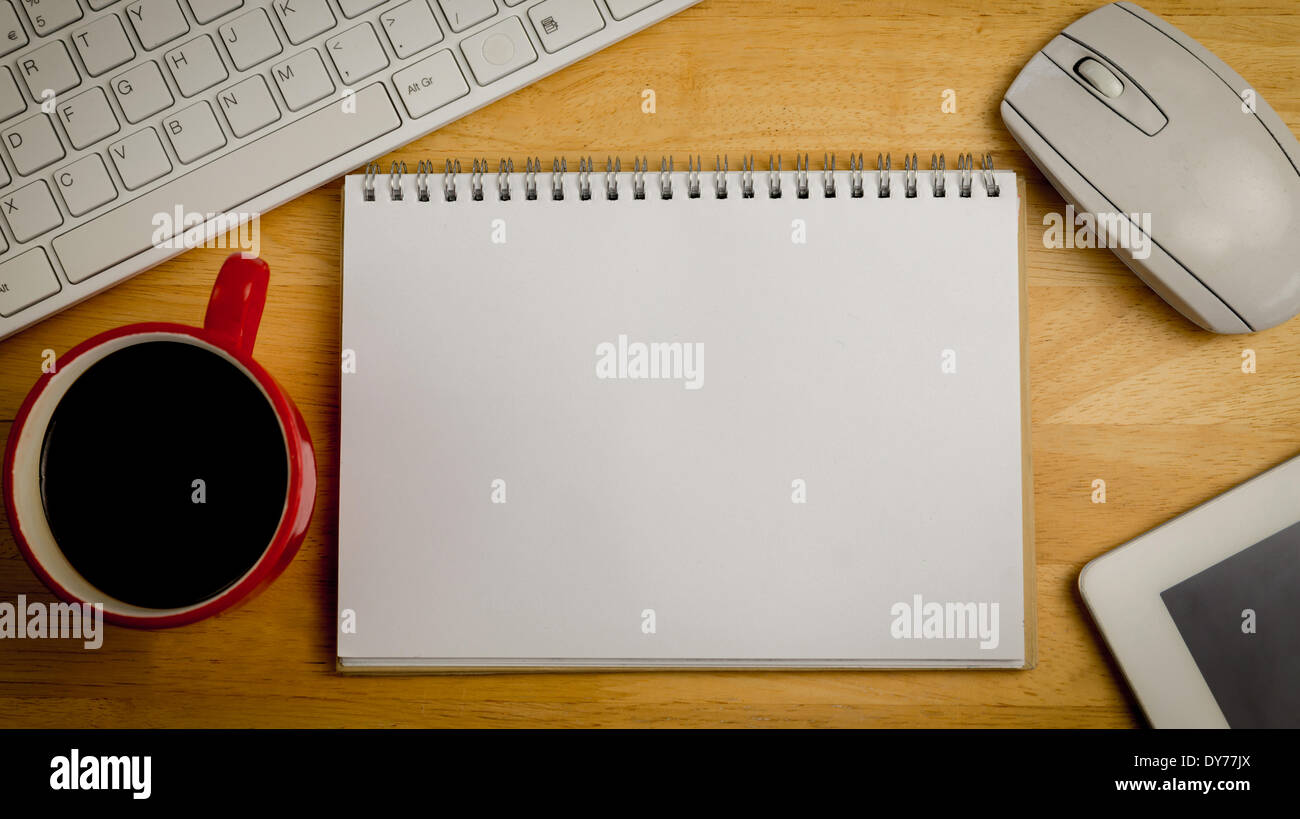 Notepad and coffee hi-res stock photography and images - Alamy