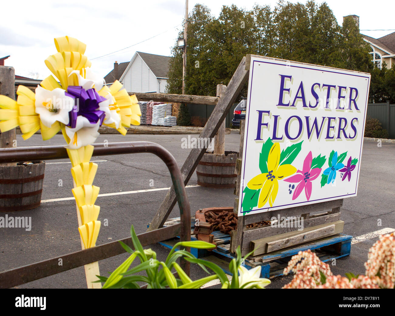 Flowers sign hi-res stock photography and images - Alamy