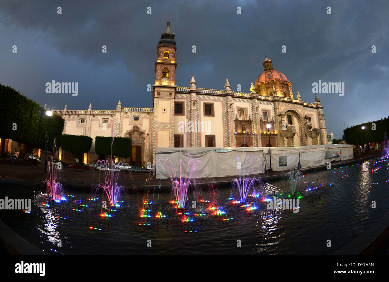 Santa Rosa de Viterbo church and fountain, Queretaro, Mexico Stock ...