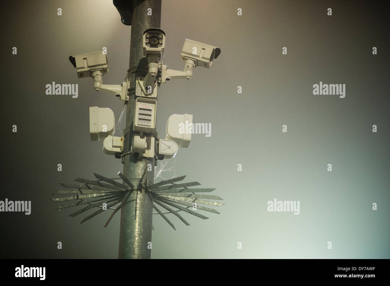 Cctv camera night hi-res stock photography and images - Alamy