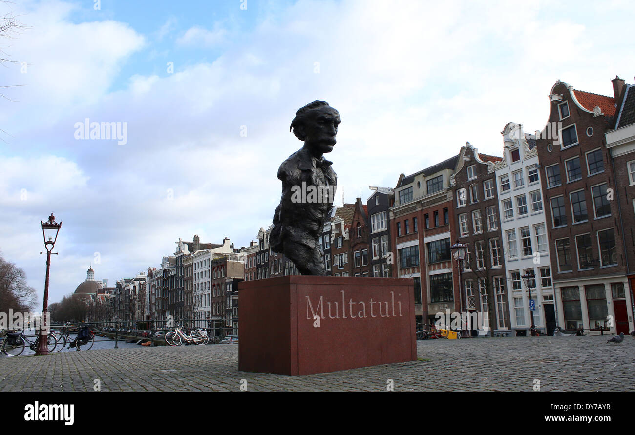 Multatuli statue hi-res stock photography and images - Alamy