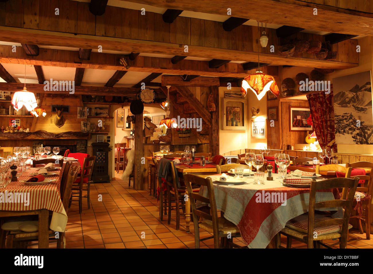 The Au P'tit Creux restaurant in Alpe d'Huez, France Stock Photo - Alamy