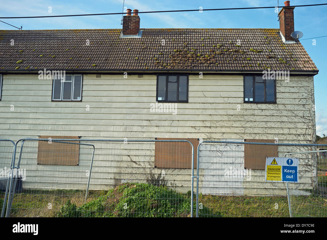 Council houses boarded hi-res stock photography and images - Alamy