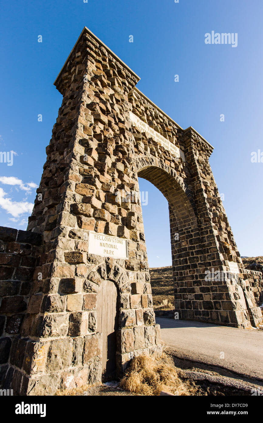 Roosevelt Arch, 1903, rusticated triumphal arch at the north entrance ...
