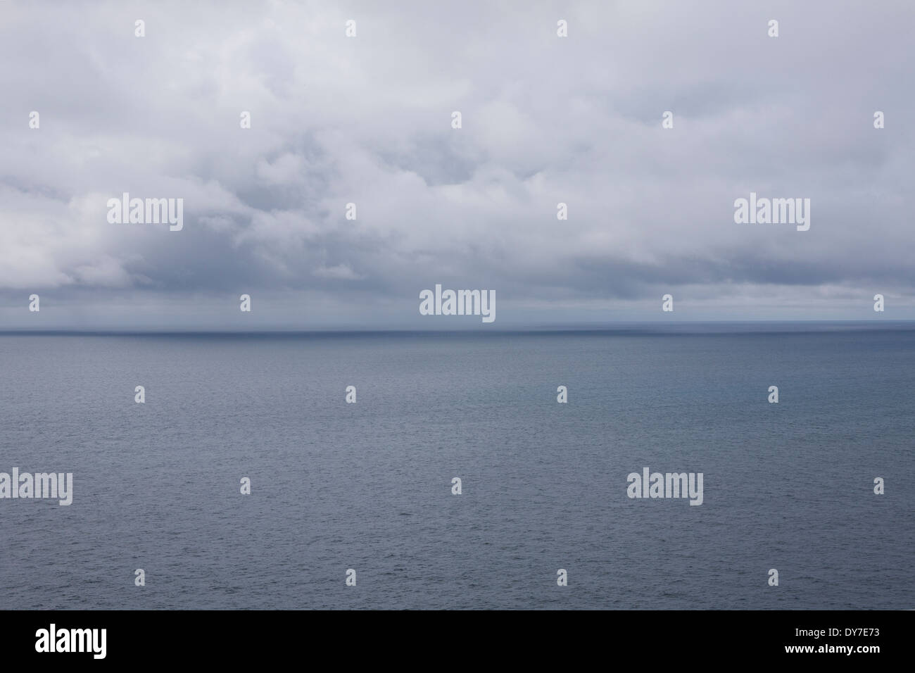 Storm clouds gathering over sea hi-res stock photography and images - Alamy