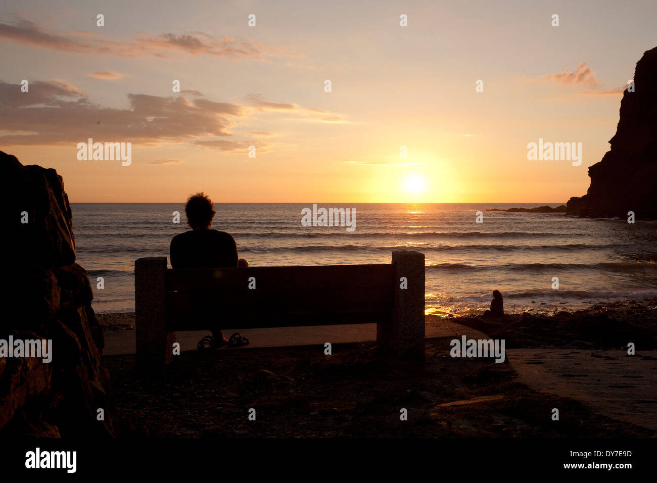 30 to 40 y o hi-res stock photography and images - Alamy