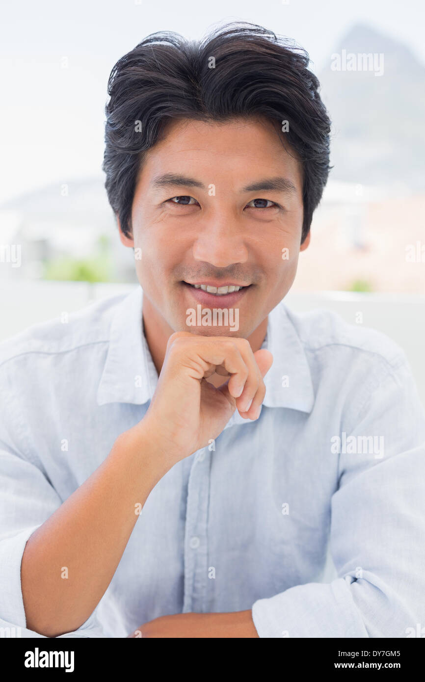 Black man looking camera hi-res stock photography and images - Alamy