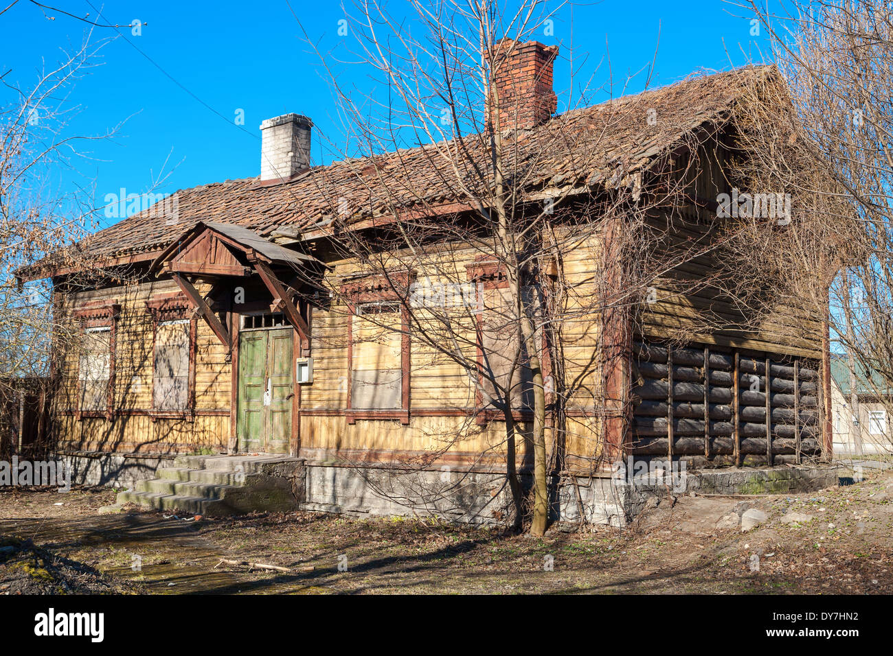 Messy dirty house hi-res stock photography and images - Alamy