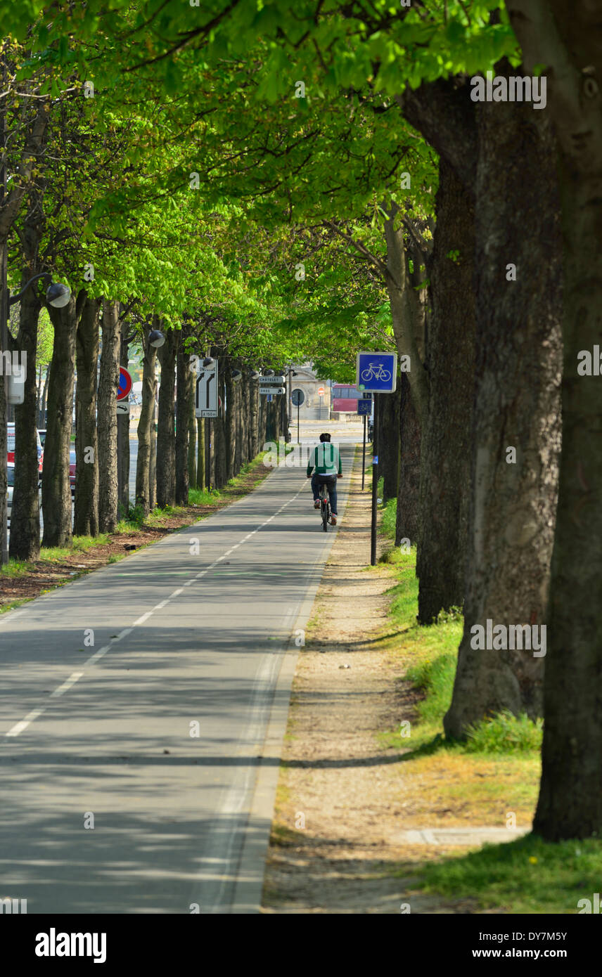 Cycle paths, Paris, France Stock Photo - Alamy