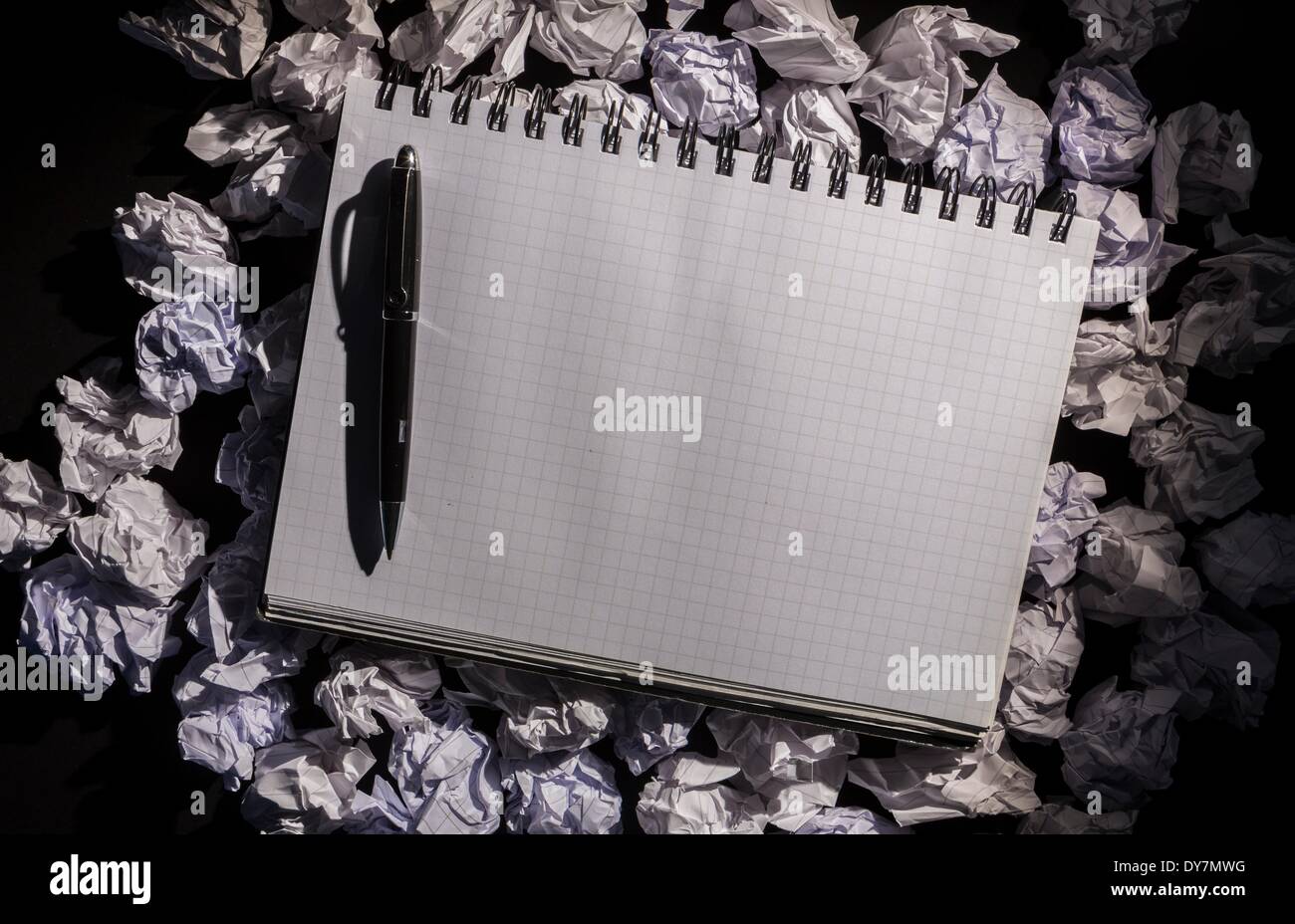 Graph paper hi-res stock photography and images - Alamy