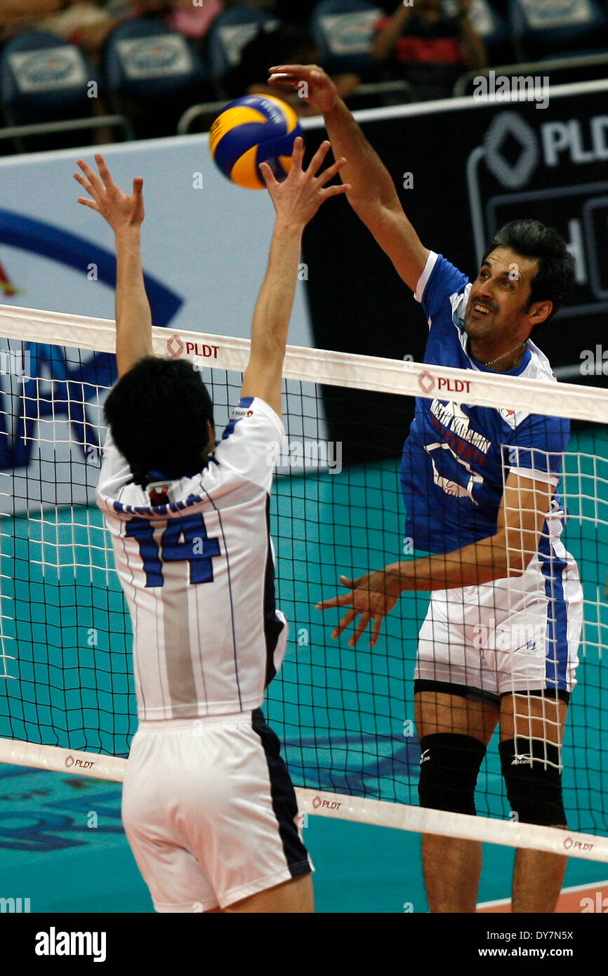 Pasay City, Philippines. 9th Apr, 2014. Mir Saeid Marouf (R) of Iran ...