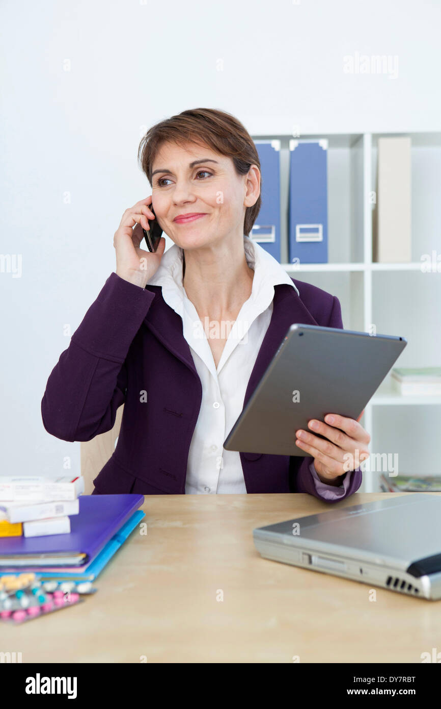 Pharmaceutical sales representative Stock Photo - Alamy