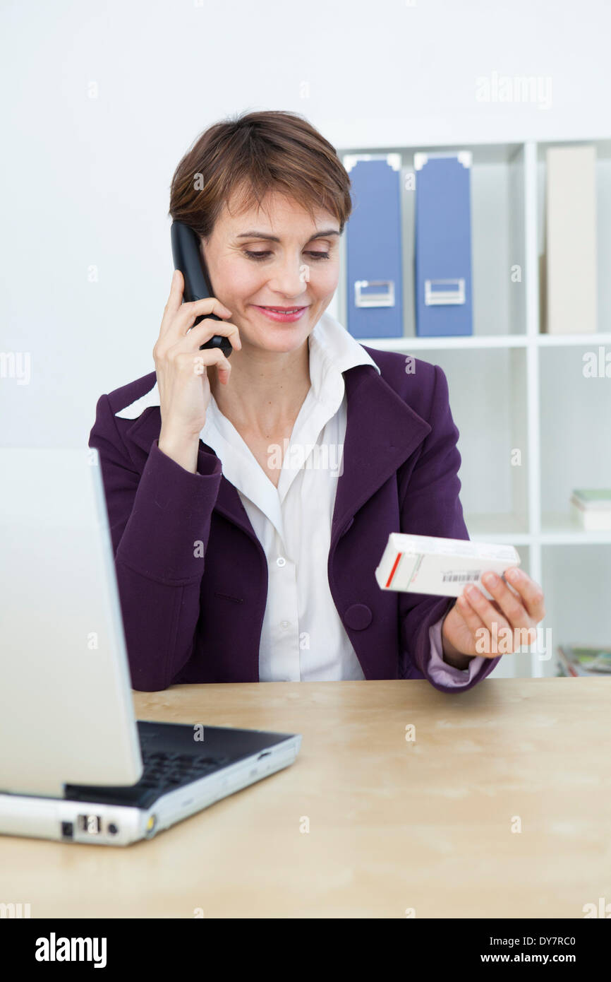 Pharmaceutical sales representative Stock Photo - Alamy