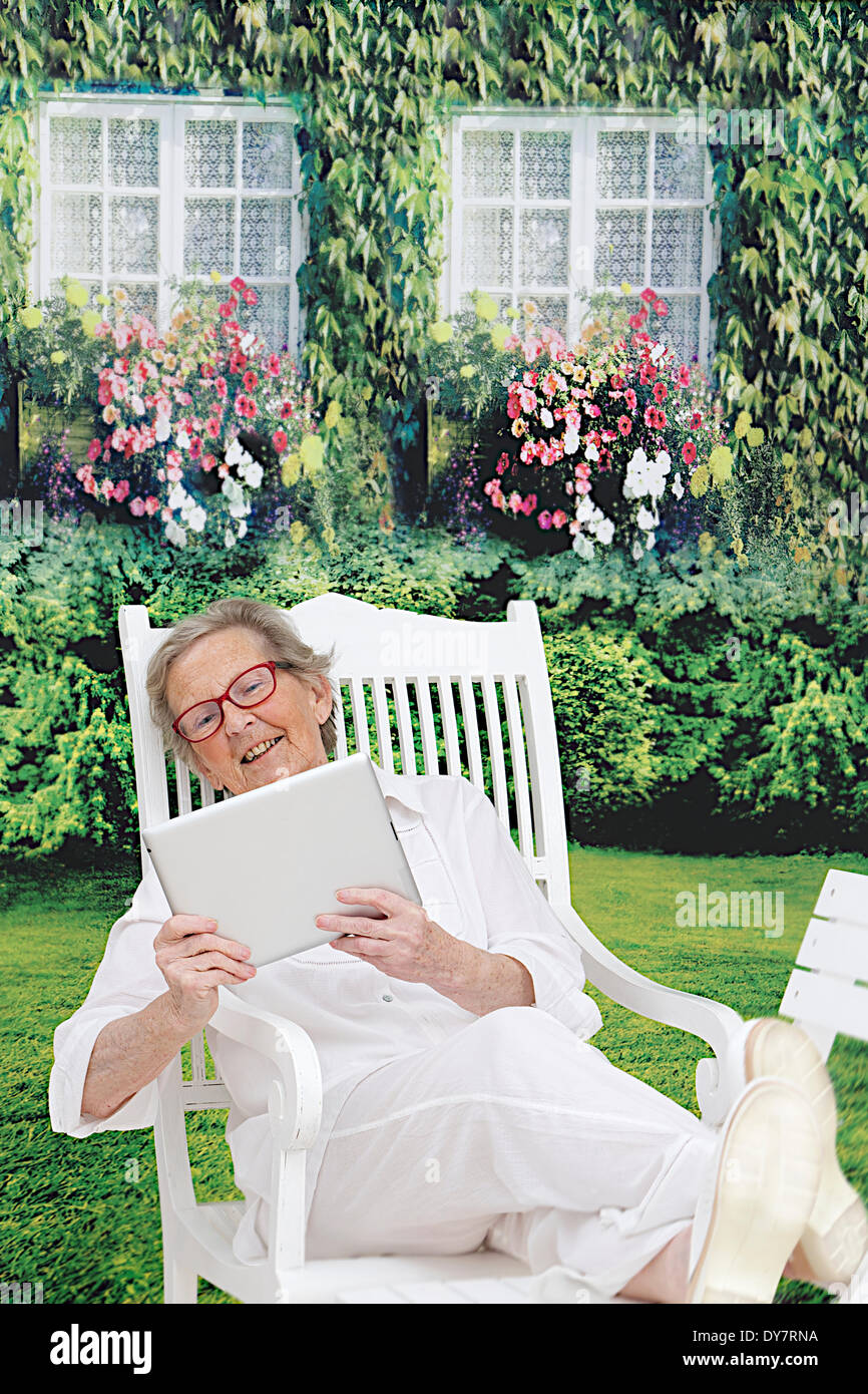 90 tablets hi-res stock photography and images - Alamy