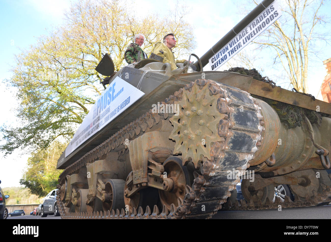Tank radio uk hi-res stock photography and images - Alamy