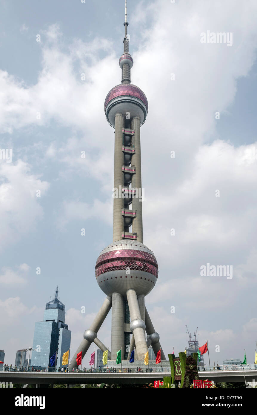 Oriental pearl tower hi-res stock photography and images - Alamy