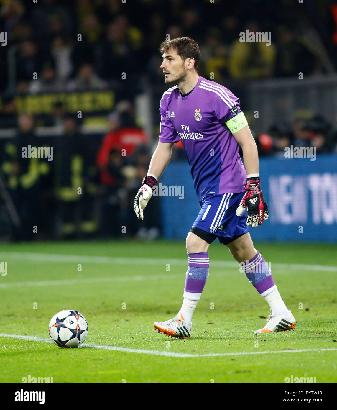Madrids goalkeeper Iker Casillas during the UEFA Champions League ... Madrids goalkeeper Iker Casillas during the UEFA Champions League ...
