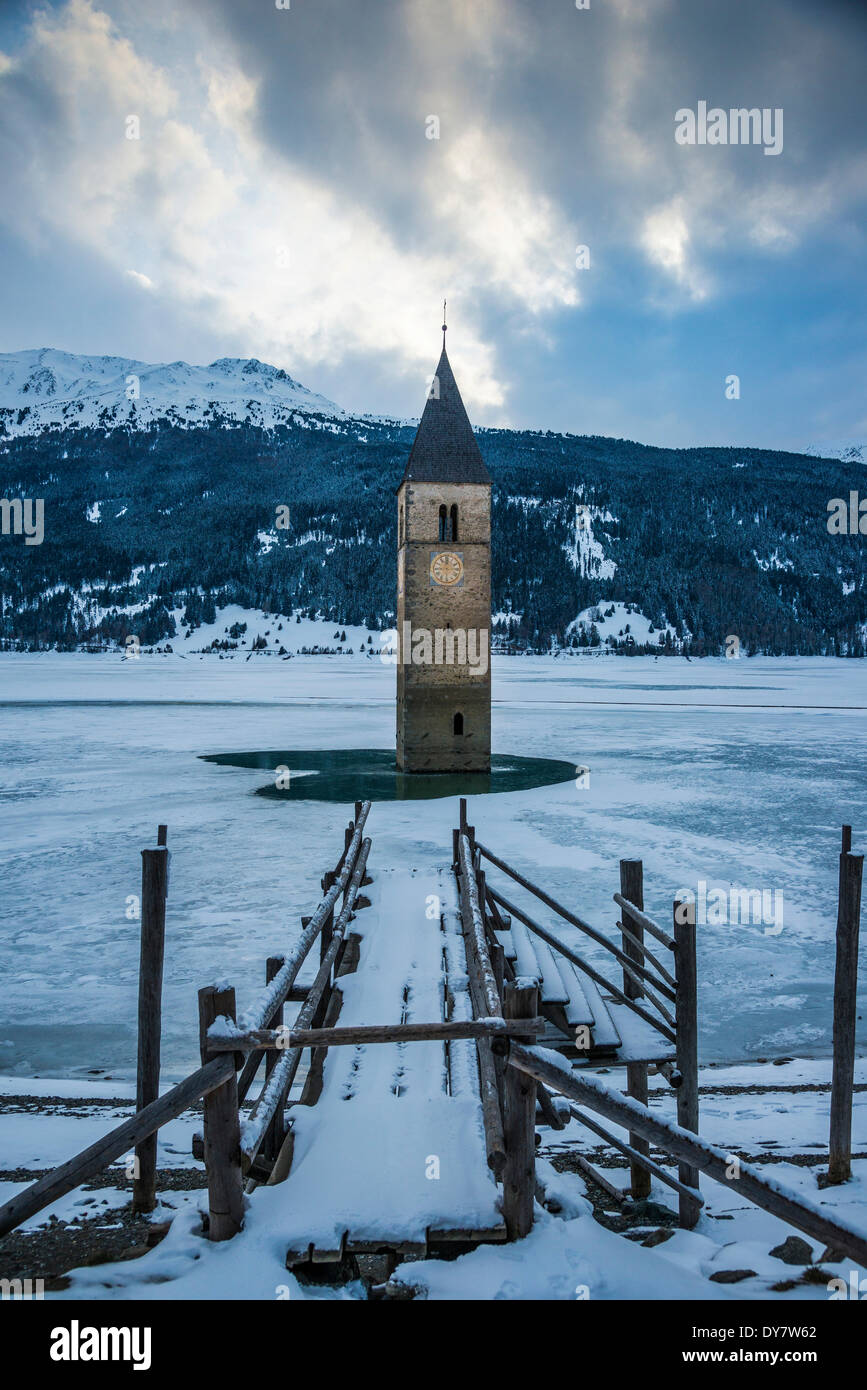 Lake reschen hi-res stock photography and images - Alamy