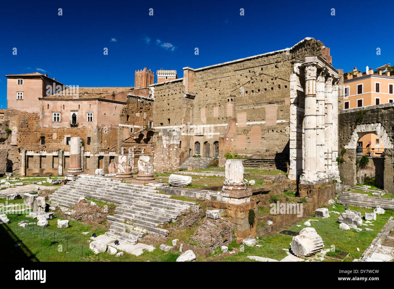 Temple of Mars Ultor, Forum of Augustus, Foro di Augusto, Imperial ...