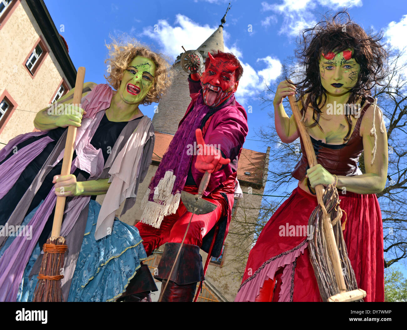 Seitenroda with leuchtenburg near kahla hi-res stock photography and ...