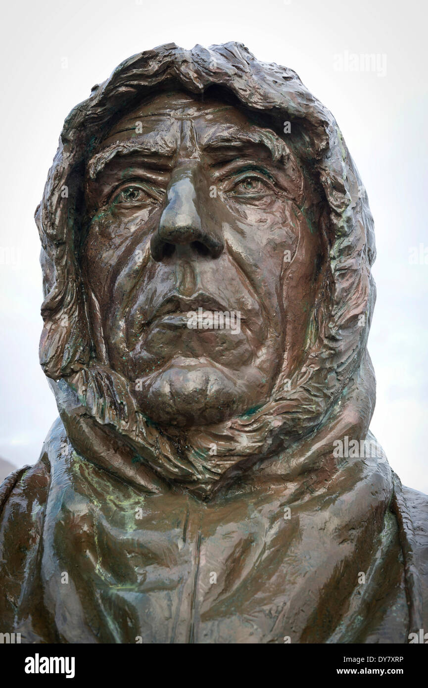 Amundsen sculpture hi-res stock photography and images - Alamy