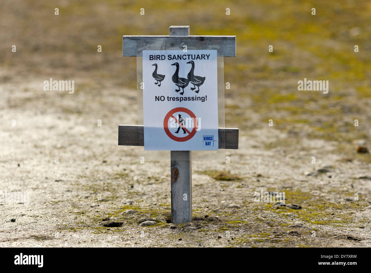 Bird sanctuary sign hi-res stock photography and images - Alamy