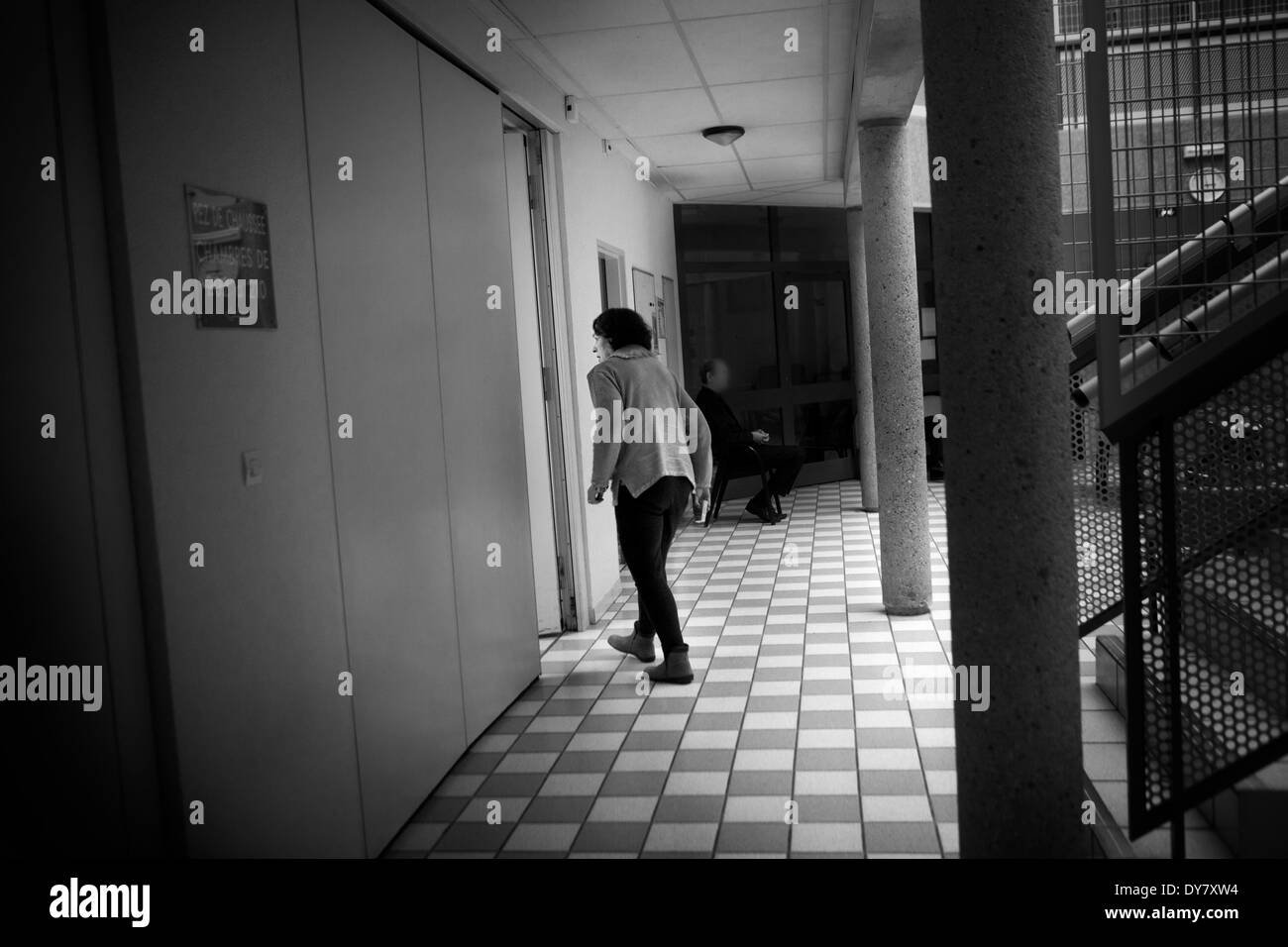 Female psychiatric patient hi-res stock photography and images - Alamy