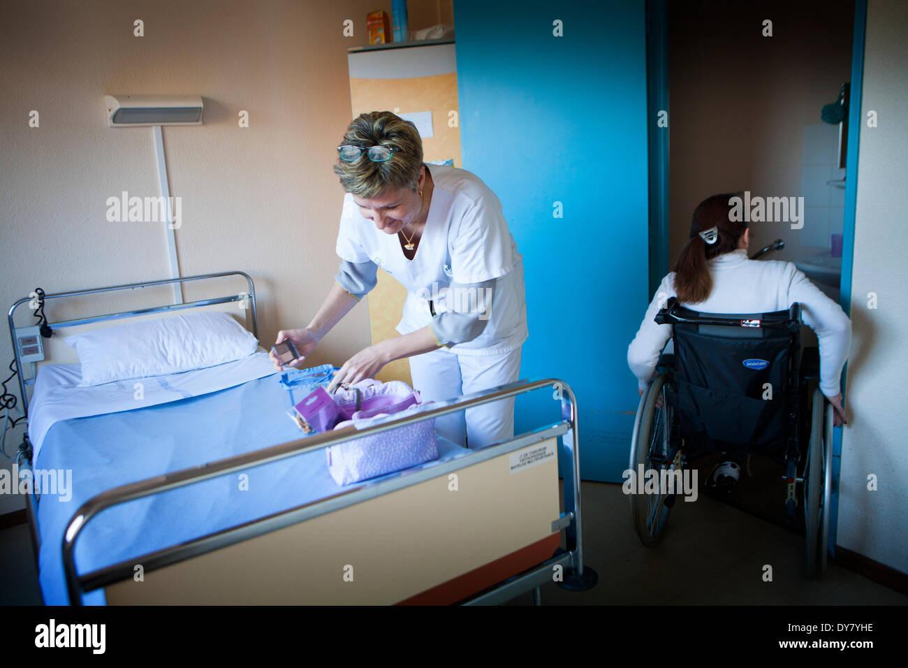 Mental health hospital room hi-res stock photography and images - Alamy