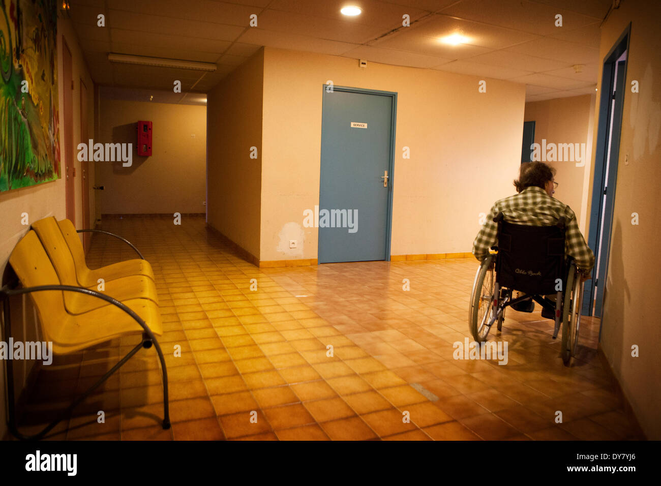 Hospital chairs hi-res stock photography and images - Alamy