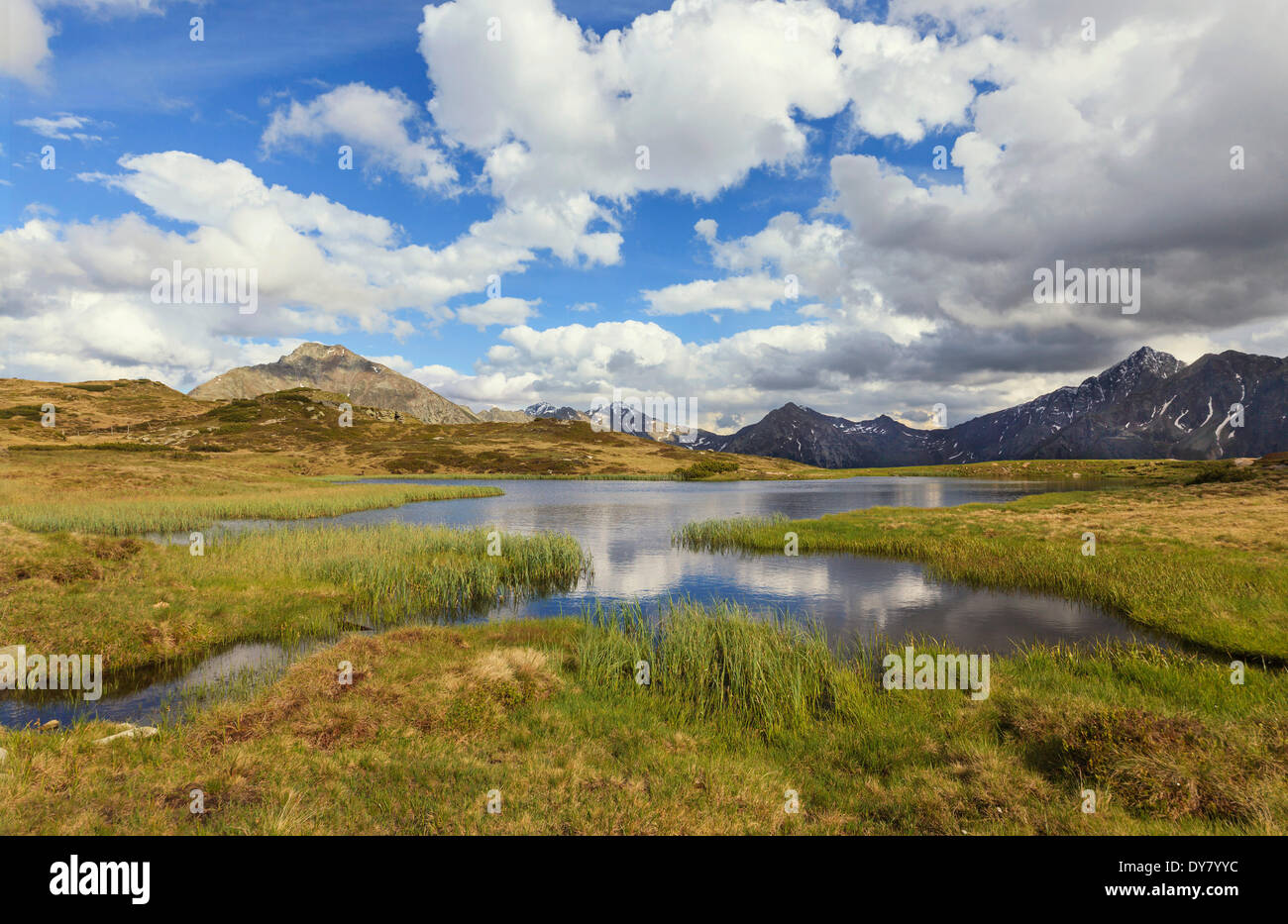 Passo di monte giovo hi-res stock photography and images - Alamy