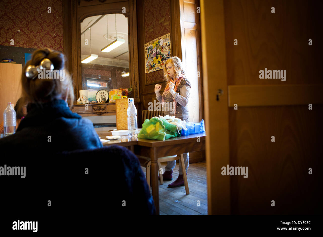 Woman mental hospital hi-res stock photography and images - Alamy