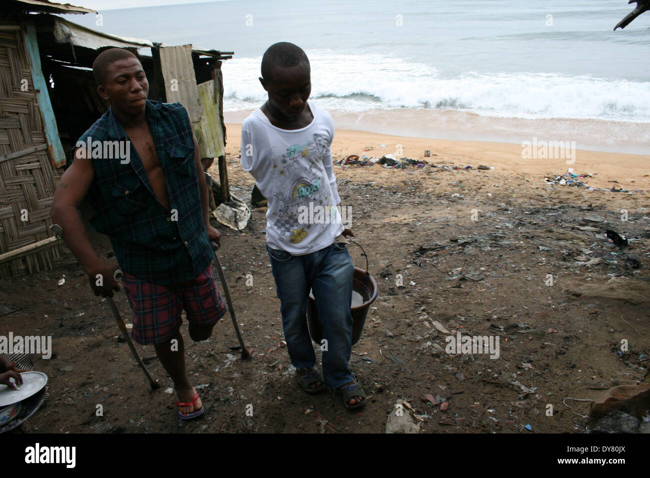 Helping victim hi-res stock photography and images - Alamy
