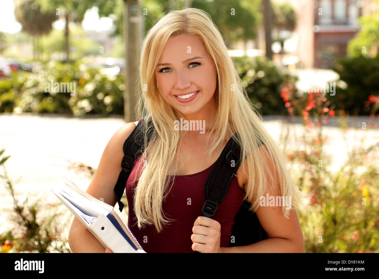 Back school young blonde girl hi-res stock photography and images - Alamy