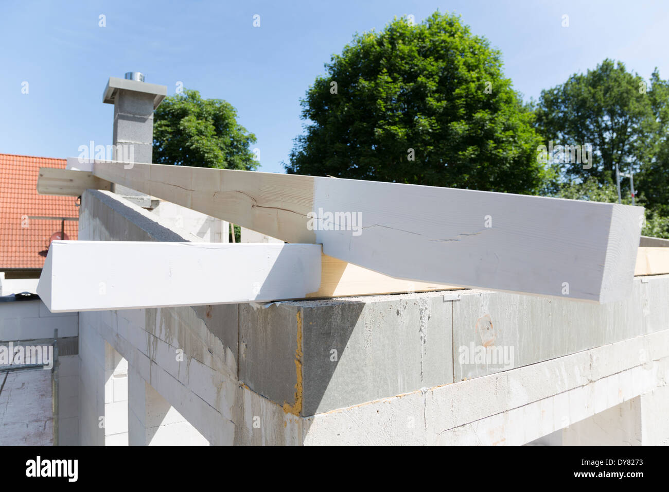 Residential roof construction hi-res stock photography and images - Alamy