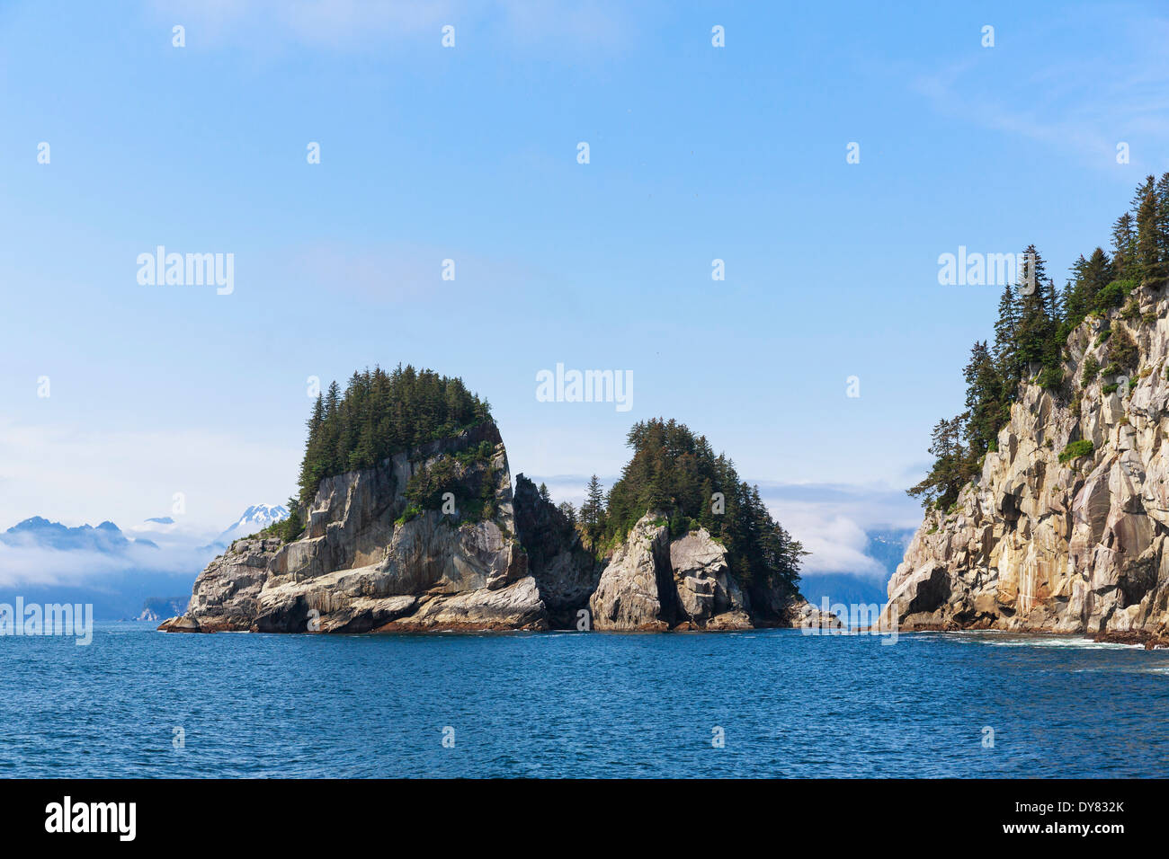 Islands in resurrection bay alaska hi-res stock photography and images ...