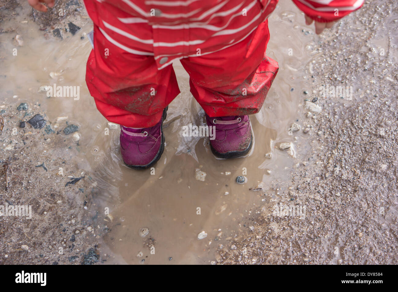 Child shoe puddle hi-res stock photography and images - Alamy