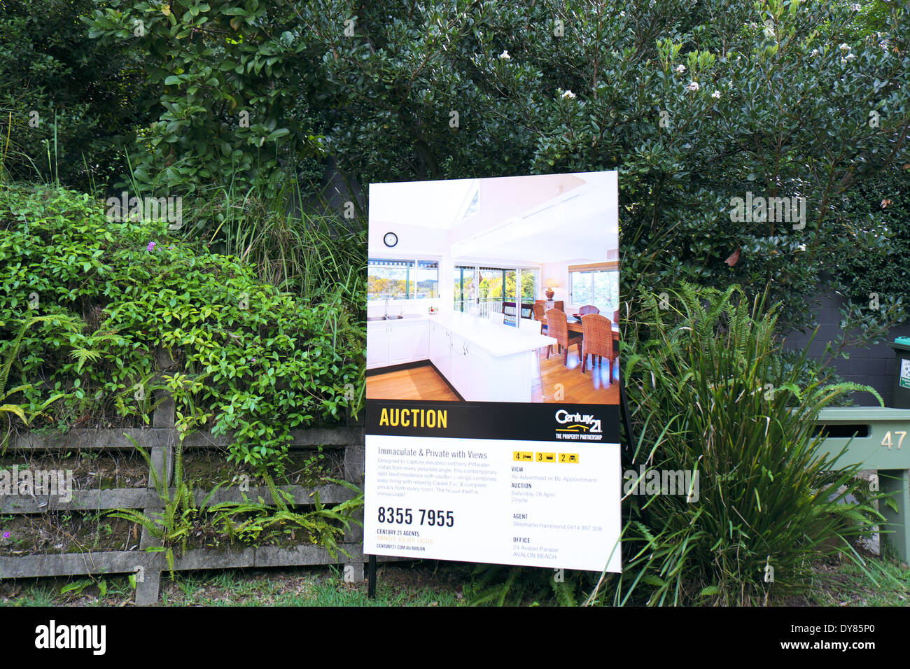 Real estate auction australia hi-res stock photography and images - Alamy