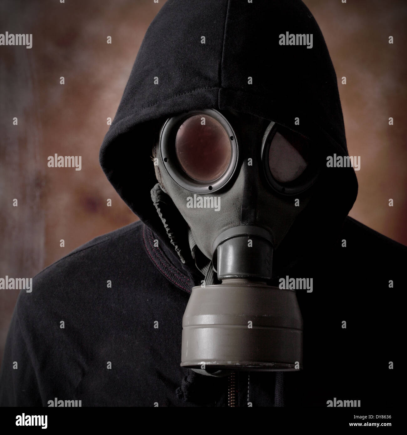 man with a gas mask Stock Photo - Alamy