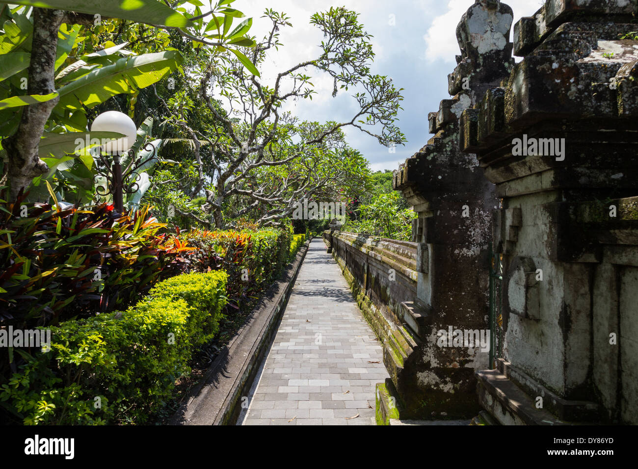 Royal Temple of Mengwi (Pura Taman Ayun Stock Photo - Alamy